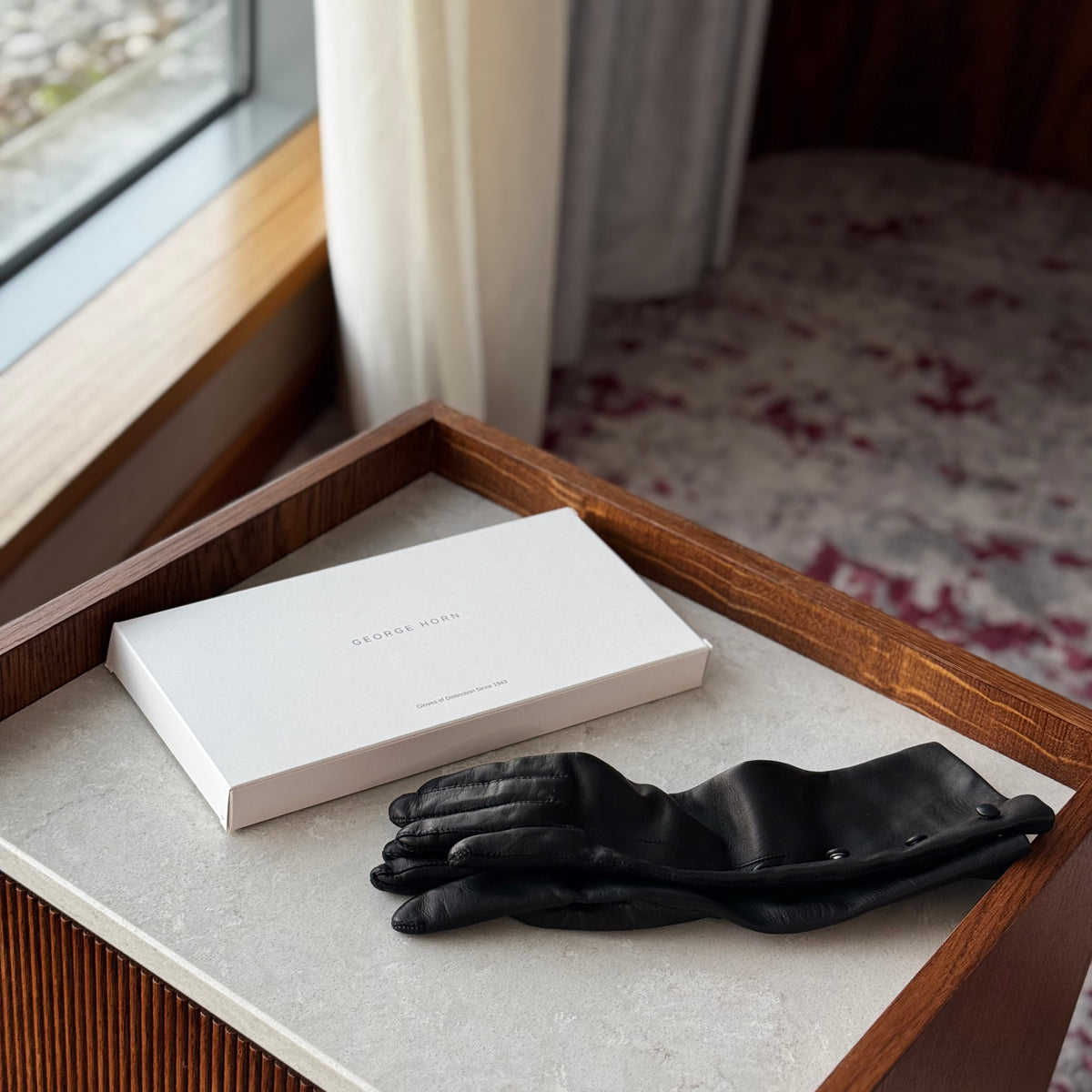 Four Button Glove – Kayola